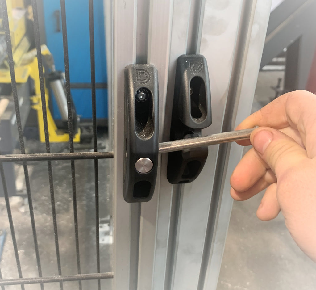 Lockable Gate Catch – Aluminium Extrusion Company